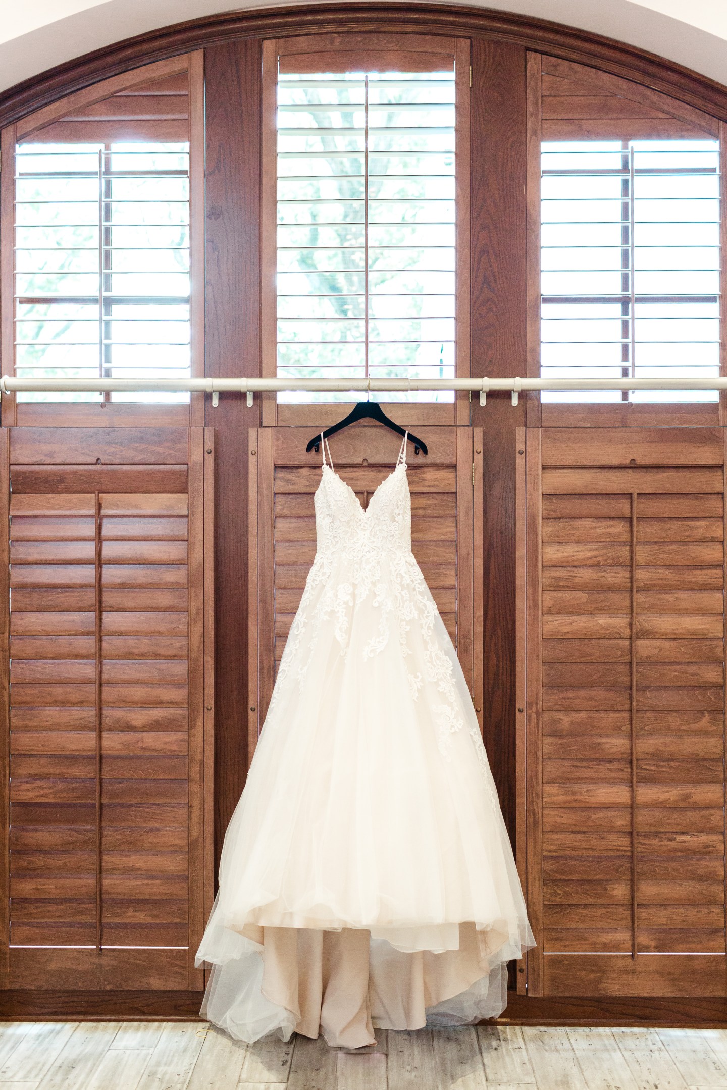 Places to display your wedding gown – ESCAPE THE ORDINARY